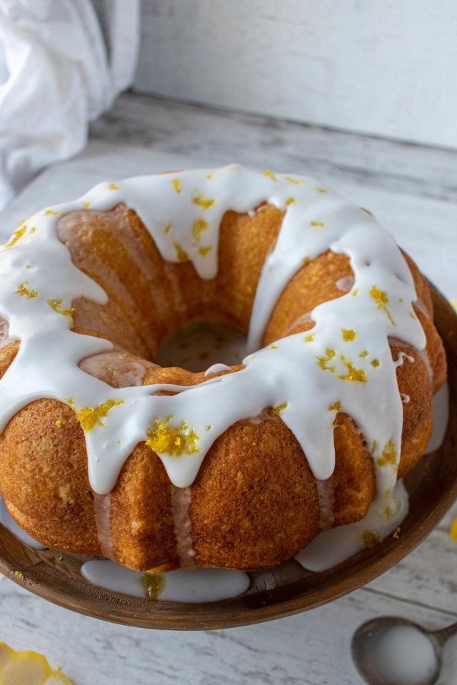 22 Easy Yellow Cake Mix Recipes - A Spectacled Owl