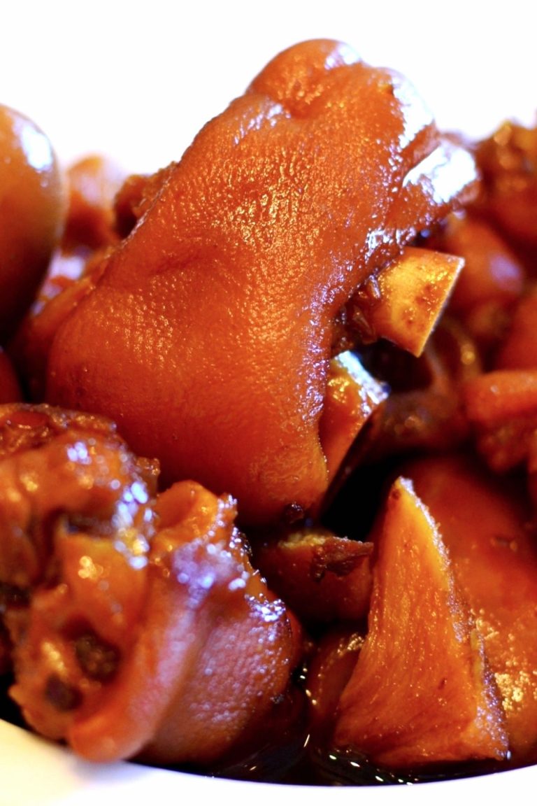 Braised Pig Trotters Recipe - A Spectacled Owl