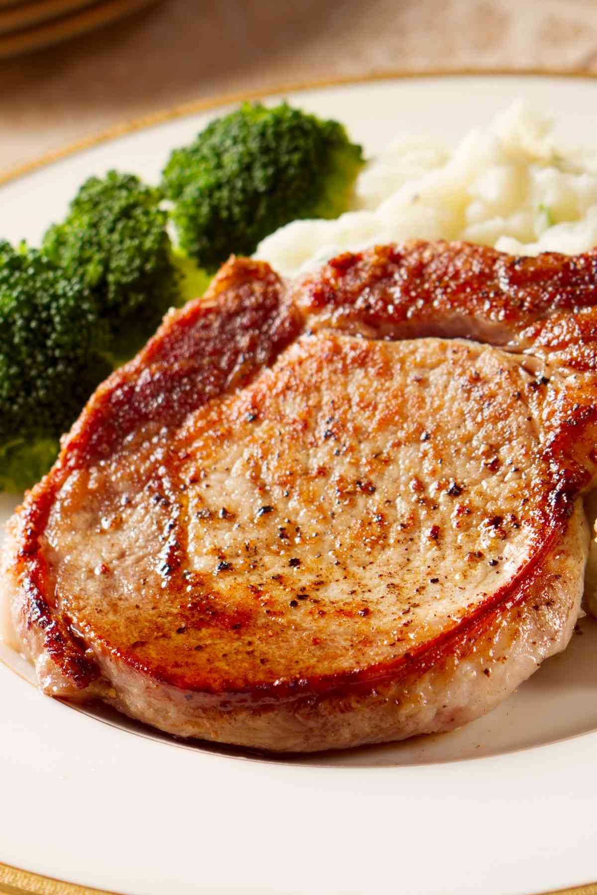 Easy Pork Chop Dinner Ideas - A Spectacled Owl