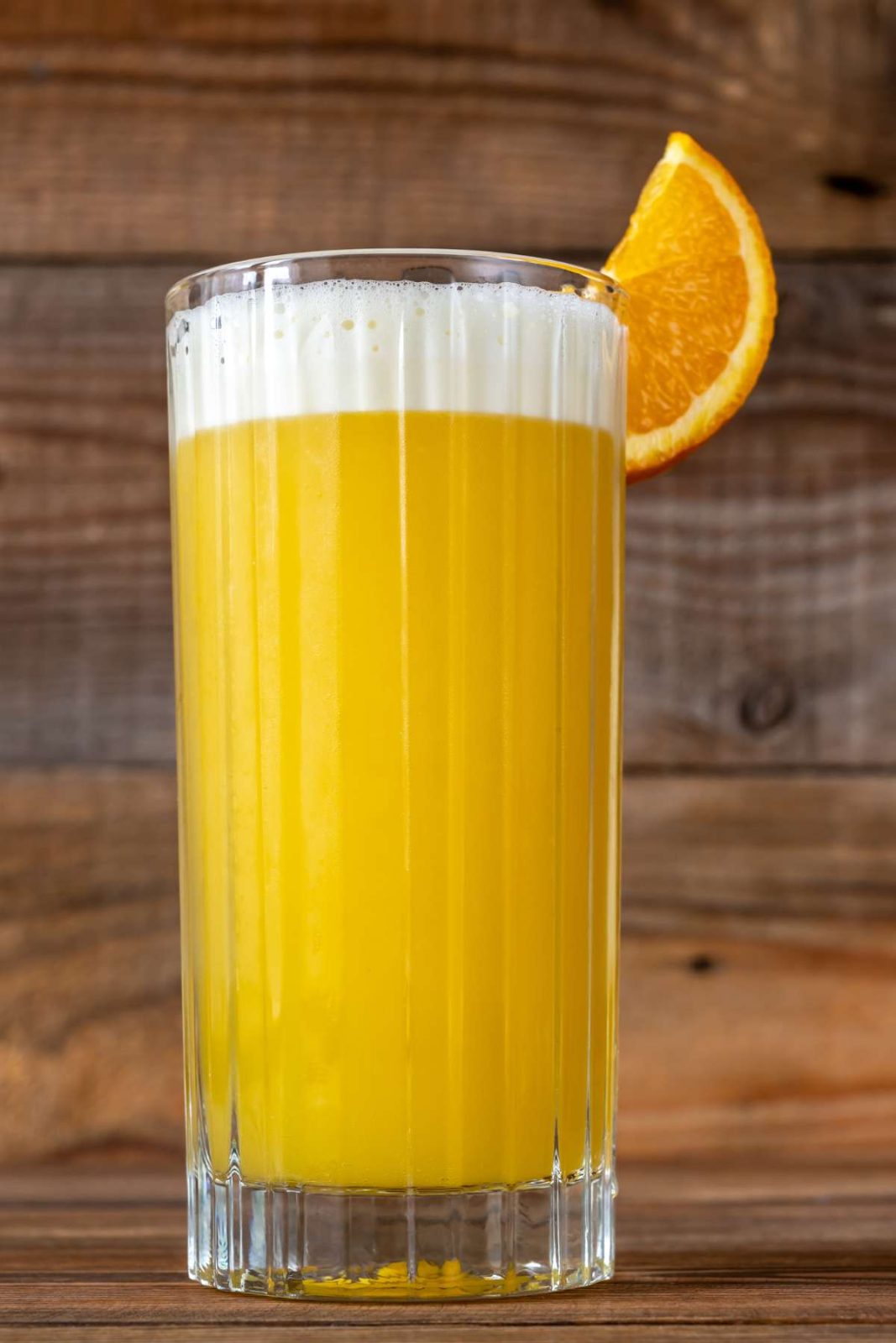 Popular Yellow Cocktails - A Spectacled Owl